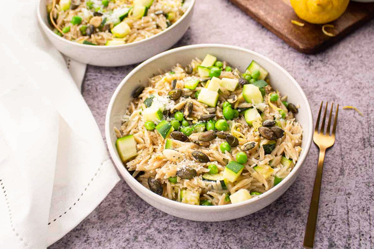 Orzo au Parmesan & Courgettes Sautées - Recette - Les Commis